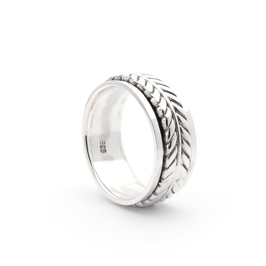 Sterling Silver Spinner Ring with Fern Design – Elkai Incantations